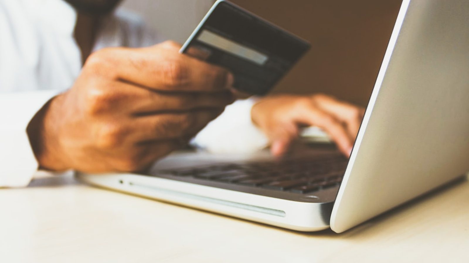 FICO 10 vs VantageScore 4: What Lenders Actually Use (2026) | Credit ...